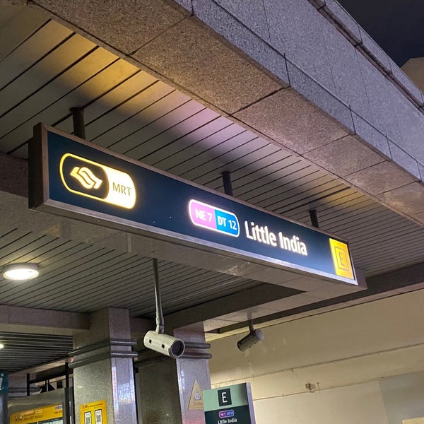 Little India MRT Interchange (NE7/DT12) - Metro Station in Little India