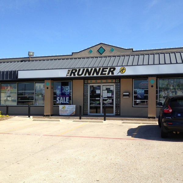 The Runner - 3535 W Pioneer Pkwy