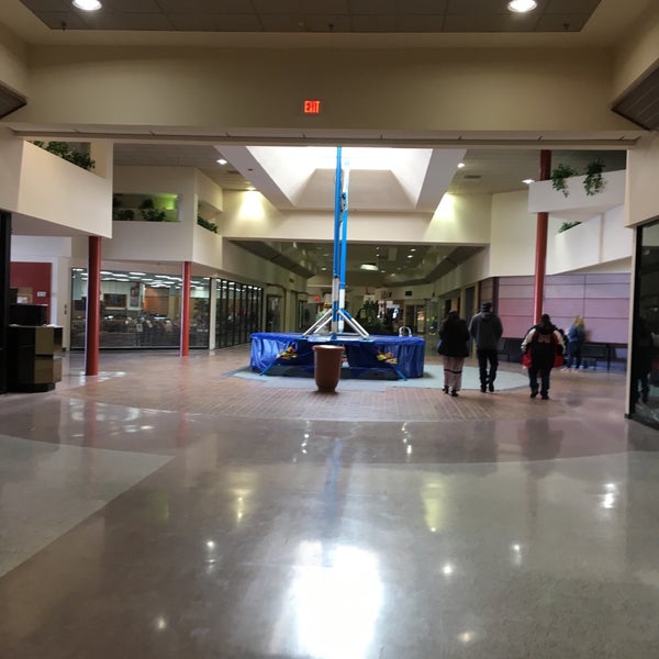 Monument Mall - 2302 Frontage Rd, #5