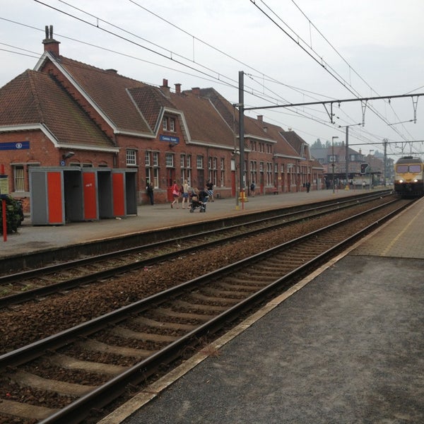 Gare de Comines / Station Komen - Train Station in Comines-Warneton