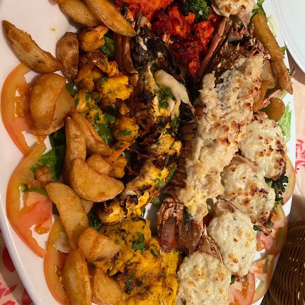 Photos at Al Banoosh - 324 tips