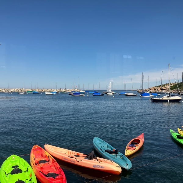 7th Wave Restaurant - 7 Tuna Wharf