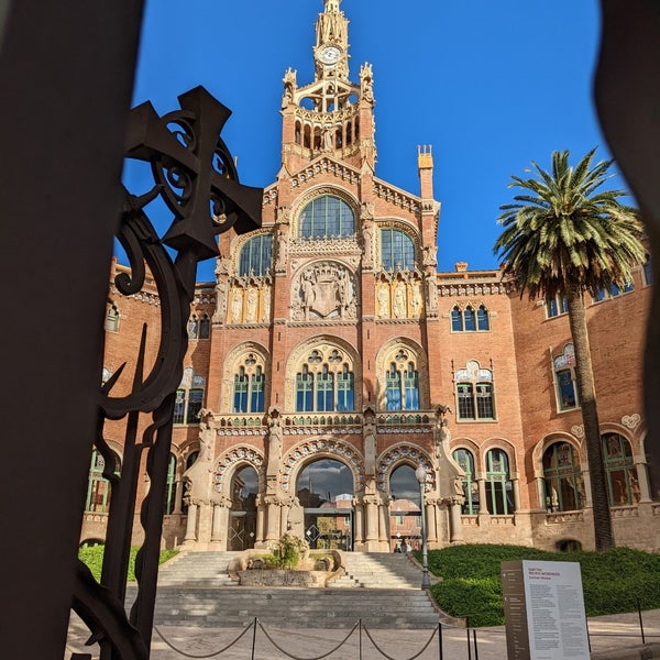 Photos at Sant Pau Recinte Modernista - El Guinardó - Sant Antoni Maria ...