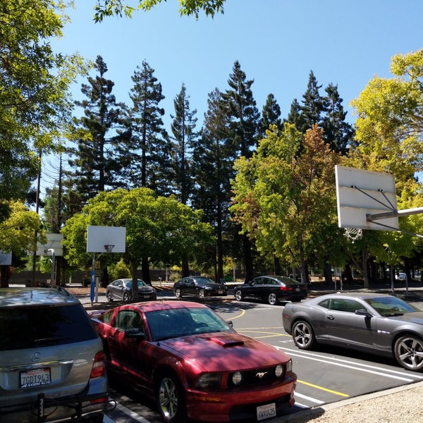 Googleplex - PLY2 - Office