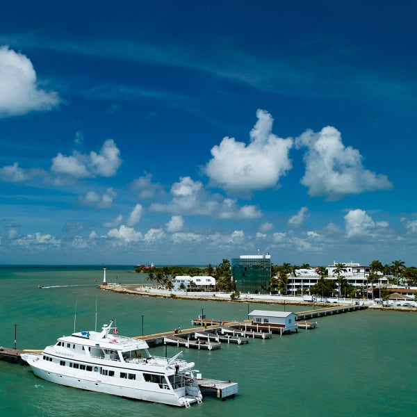 Radisson Fort George Hotel and Marina - Hotel in Belize City
