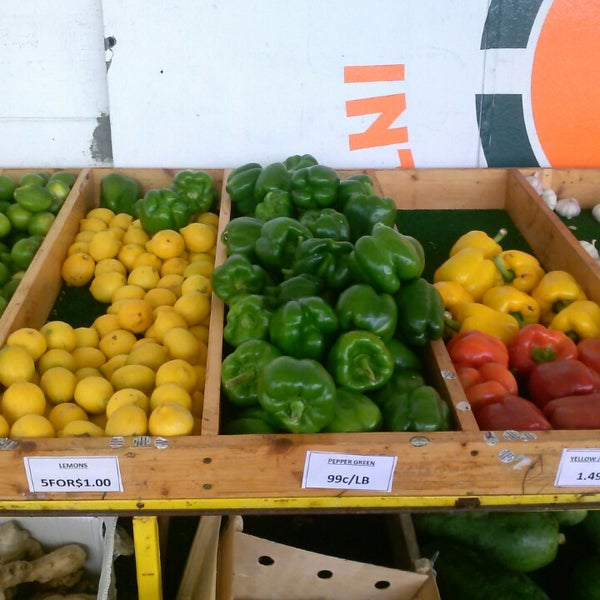 Sanwa Farmers Market - Market in Sanford