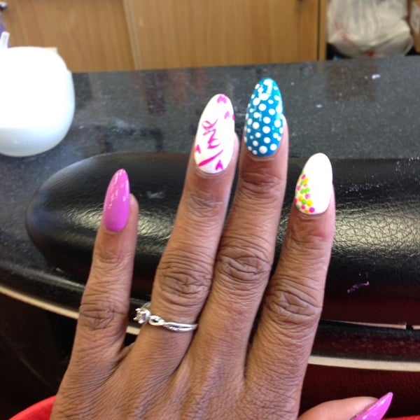 TT Nails - Cosmetics Store in Grand Boulevard