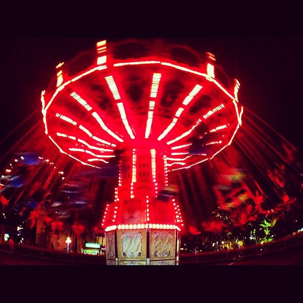 Enchanted Kingdom Flying Fiesta