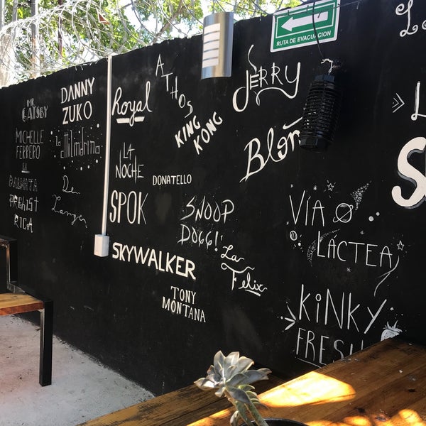 Munchin Donuts - Donut Shop in Chetumal