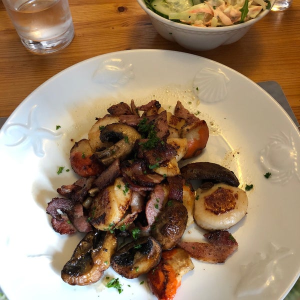 The But 'n' Ben - 1 Auchmithie