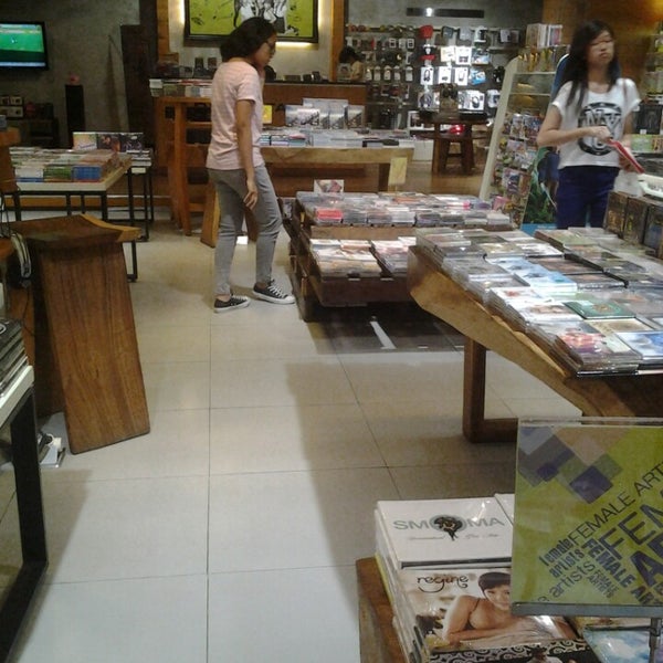 Disc Tarra (Now Closed) - Istana Plaza