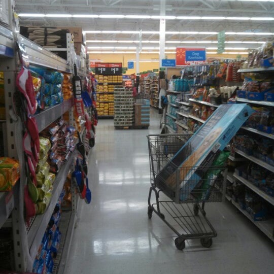 Walmart Supercenter - Big Box Store