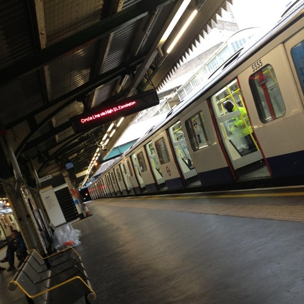 Edgware Road London Underground Station (Bakerloo line) - Metro Station ...