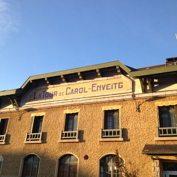 Photos at Gare SNCF de Latour de Carol - Enveitg - Enveitg, Occitanie