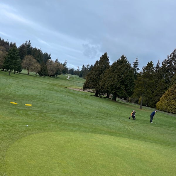 University Golf Club - 13 tips from 659 visitors