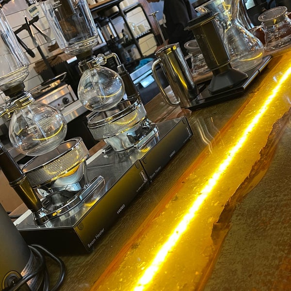 Platform 7 Coffee - Kitsilano - Vancouver, BC