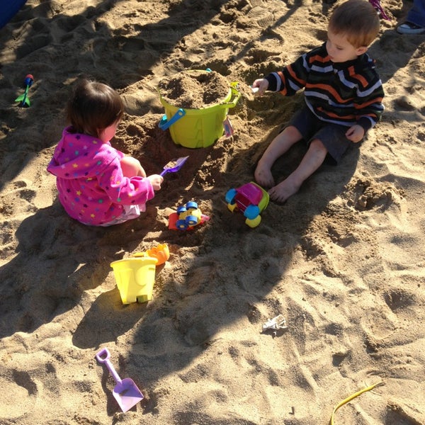 Rainbow Bridge Park - Playground in San Buenaventura (Ventura)