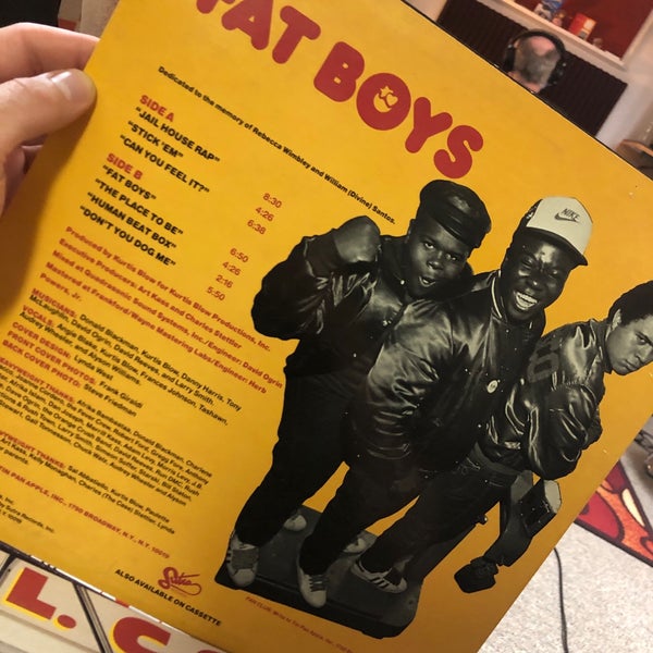 Rediscover Records - Record Store in Elgin