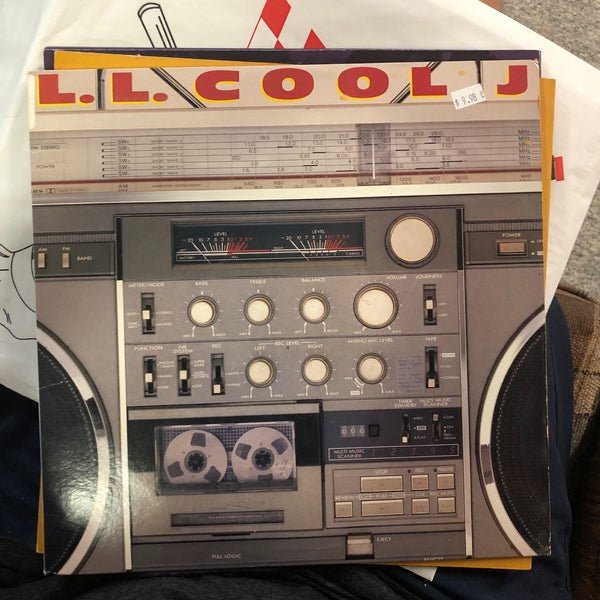 Rediscover Records - Record Store in Elgin