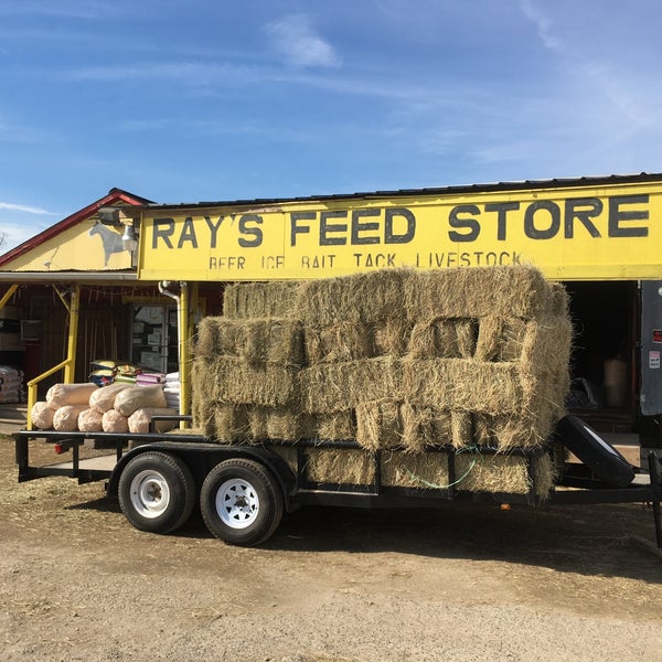 Rays Livestock Auction - Pet Supplies Store