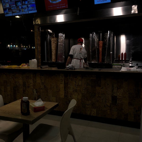 Emperor Shawarma - Shawarma Restaurant in الصحافة