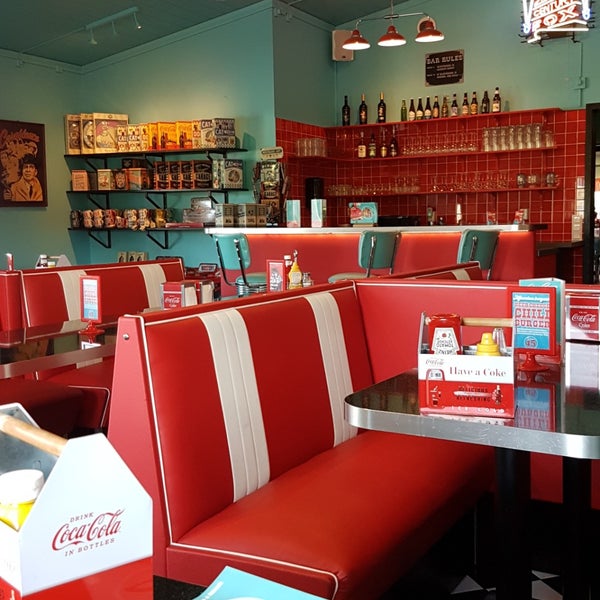 Diner 45 - American Restaurant in Sunne
