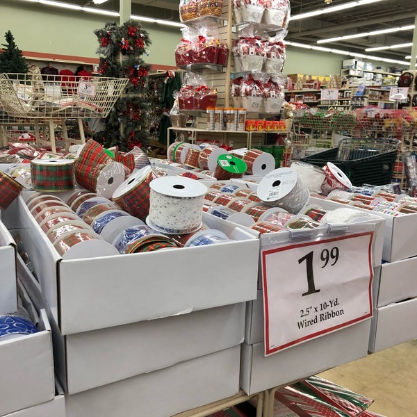 Christmas Tree Shops - 10 tips from 1319 visitors