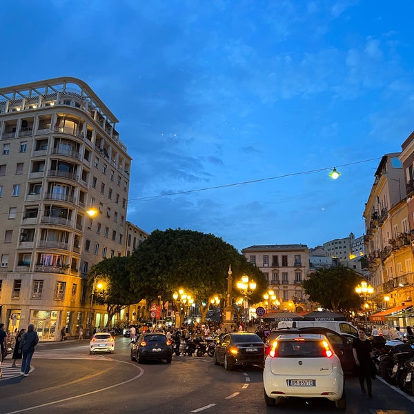 Piazza Yenne - Cagliari, Sardegna