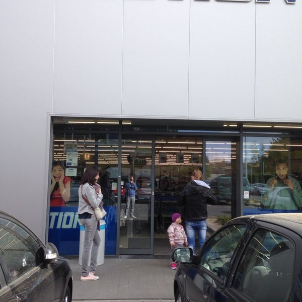 Action - Discount Store