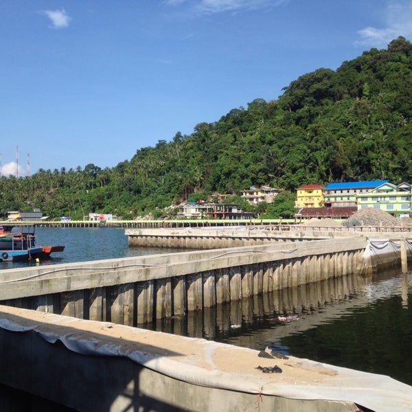 Tarempa, Kabupaten Kepulauan Anambas - City