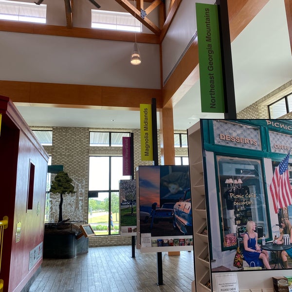 Photos at Georgia Welcome Center - 29 tips