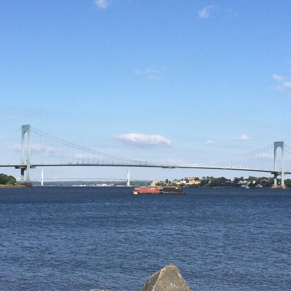 Clason Point Park - Harding Park - 5 tips from 169 visitors