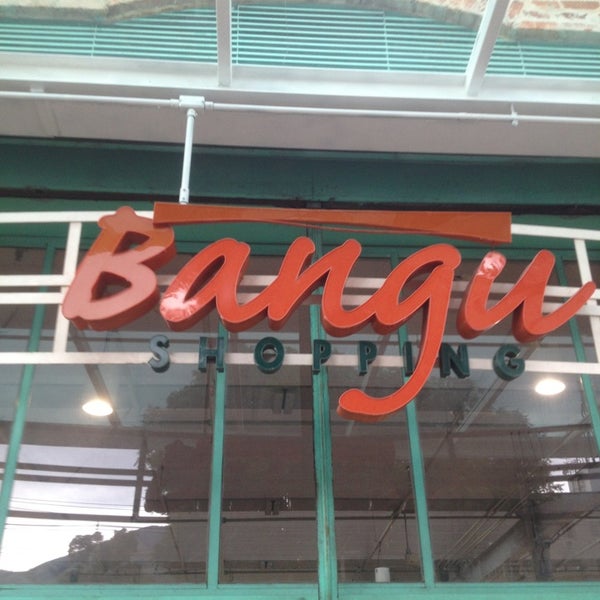 Bangu Shopping - Bangu - R. Fonseca, 240