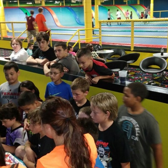 Photos at Jumping World - 4 tips from 118 visitors