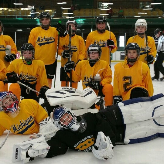 Red Bank Armory Ice Hockey Complex - 4 tips from 247 visitors