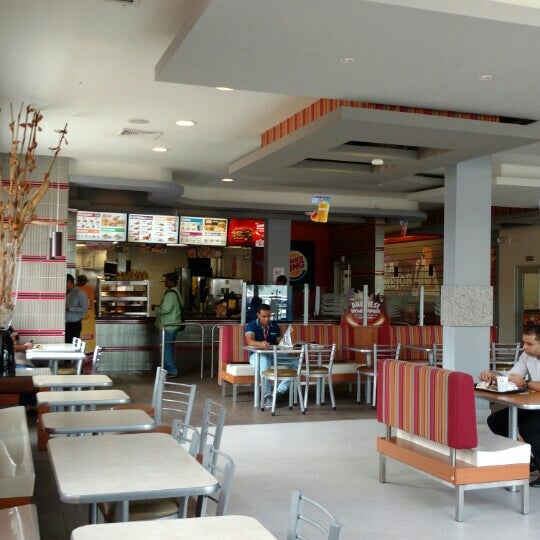 Burger King - Fast Food Restaurant in Santo Domingo