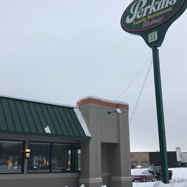 Perkins Restaurant & Bakery - American Restaurant