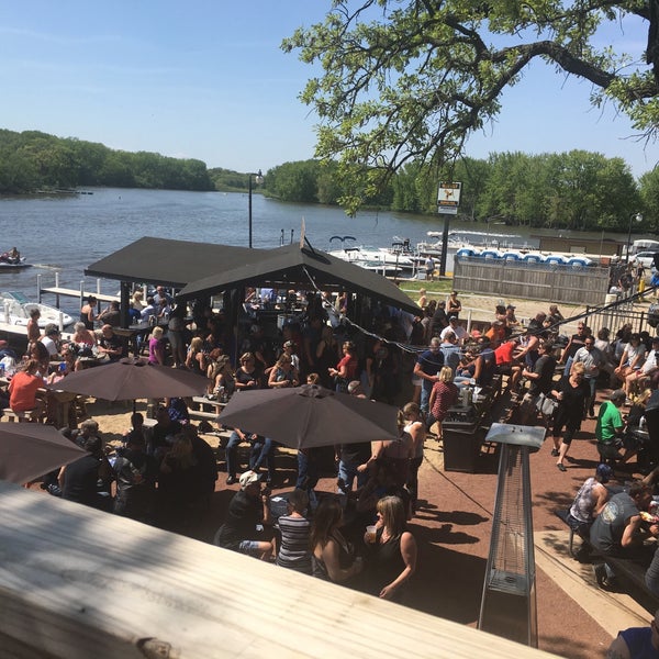 Photos at Broken Oar Marina-Bar & Grill - 25 tips