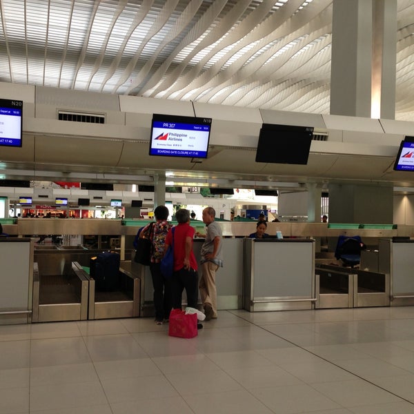 Philippine Airlines Check-in Counter