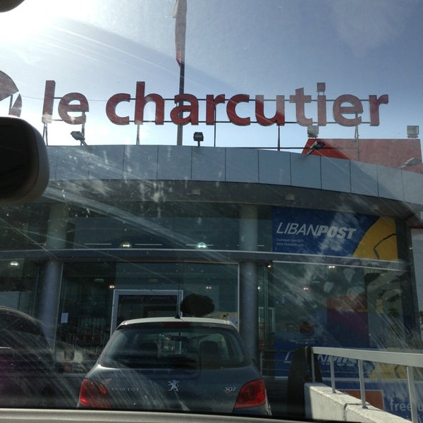 Le Charcutier - Grocery Store