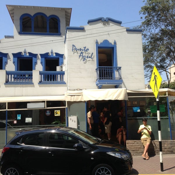 Punto Azul - Seafood Restaurant