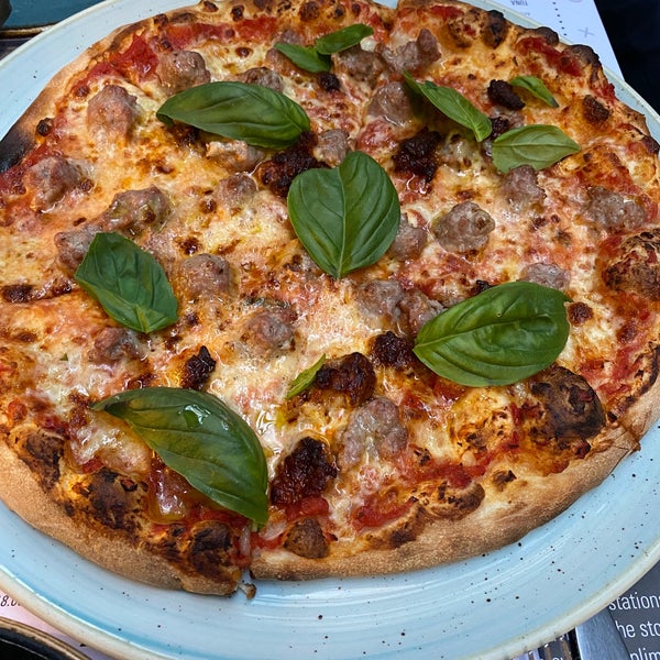 11 Inch Pizza - Melbourne CBD - Melbourne, VIC