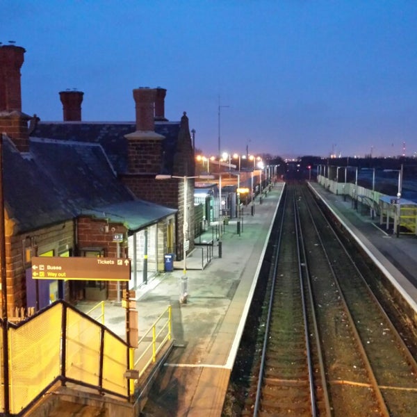 Ellesmere Port Railway Station (ELP) - Rail Station