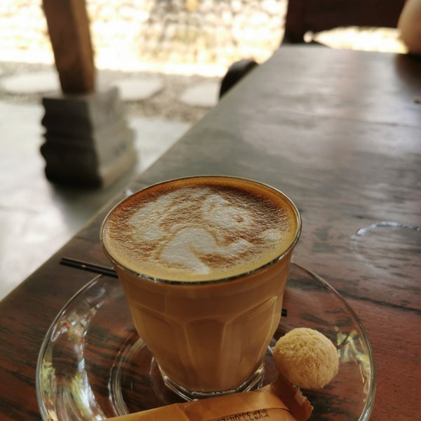 Ngopi Di Sawah - Café