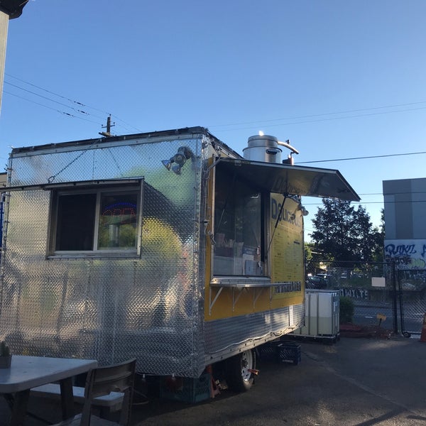 Dolicious Street Food Of Vietnam - Portland, OR