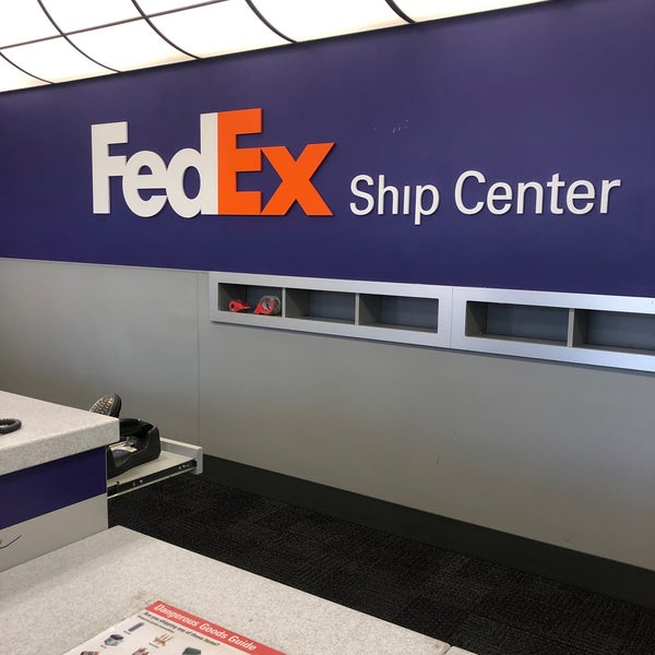 FedEx Ship Center - 1875 Marin St