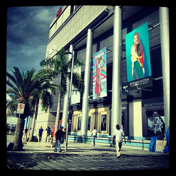 Blue Mall Shopping Center - Paraiso - Av. Winston Churchill