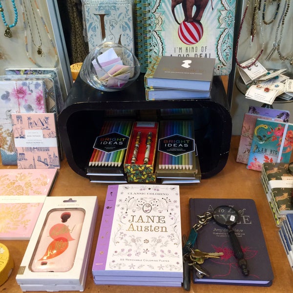 Proper Topper - Gift Store in Washington