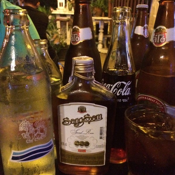 The Glass Cafe | เดอะ กลาส คาเฟ่
