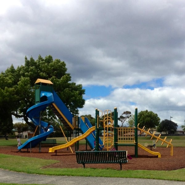 Benjafield Park - Park